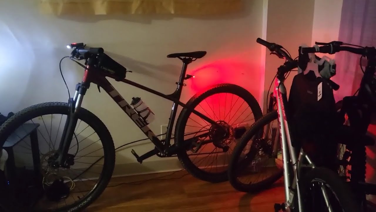 Zefal Led Light up Helmet & Manta Pro light bike set - YouTube