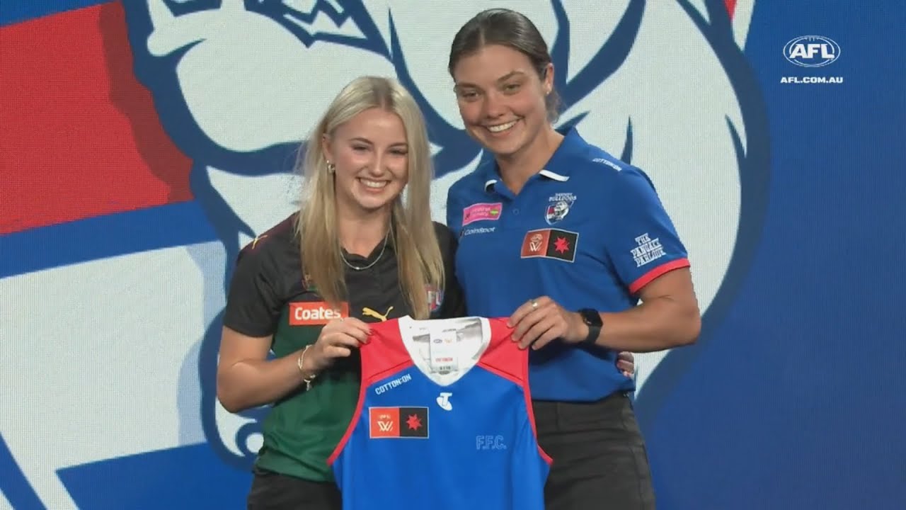 Brooke Barwick | Western Bulldogs AFLW player live interview 9/8/2024 ...