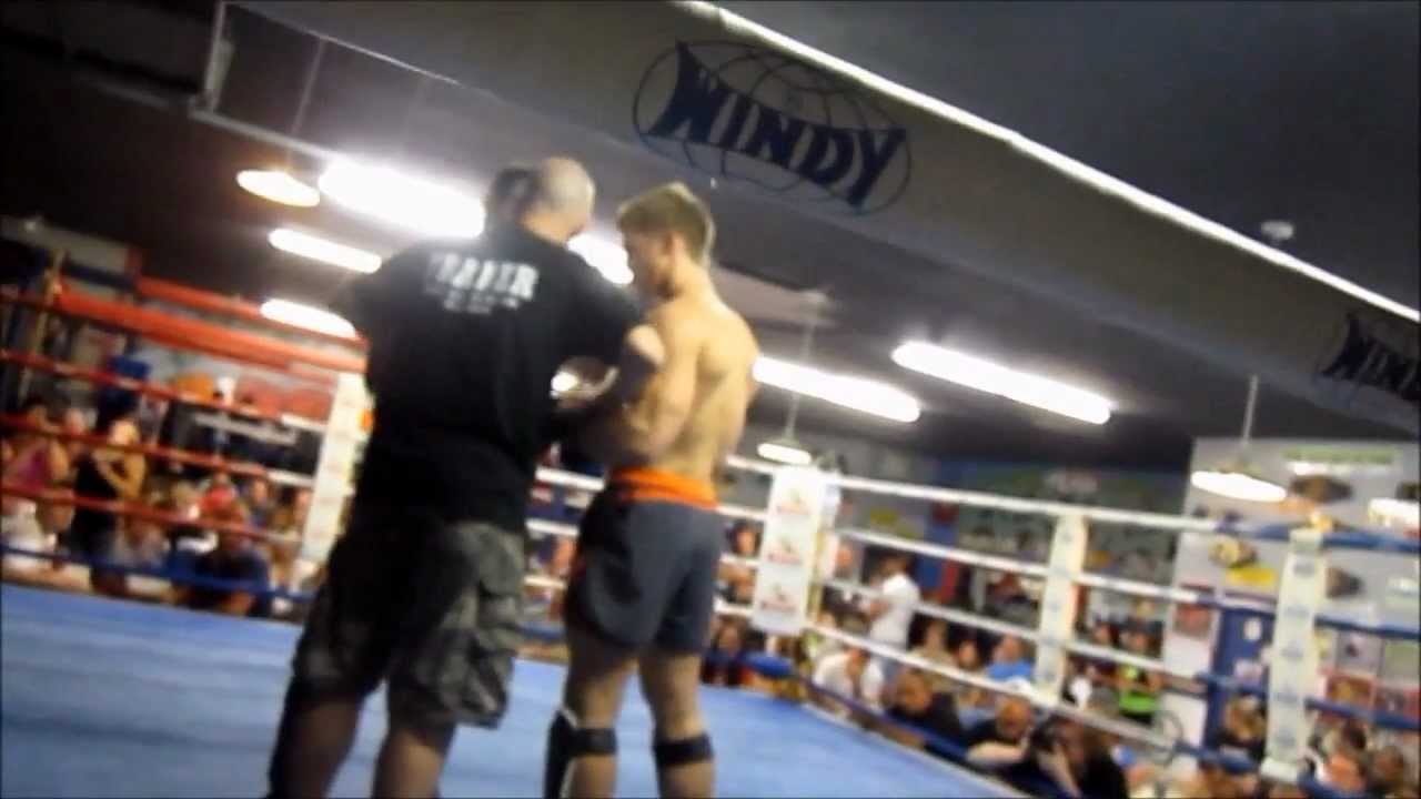 Daniel Rumfelt - Muay Thai knockout - YouTube