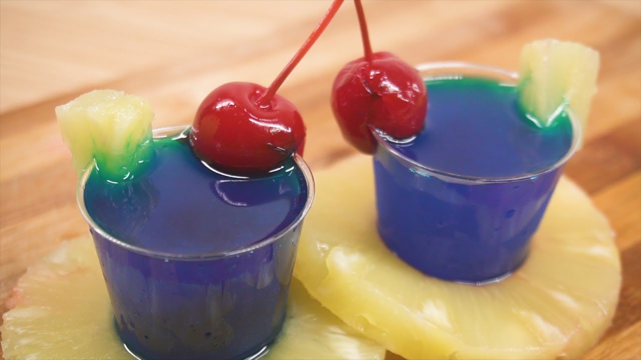 How to Make Blue Hawaiian Jello Shots - YouTube