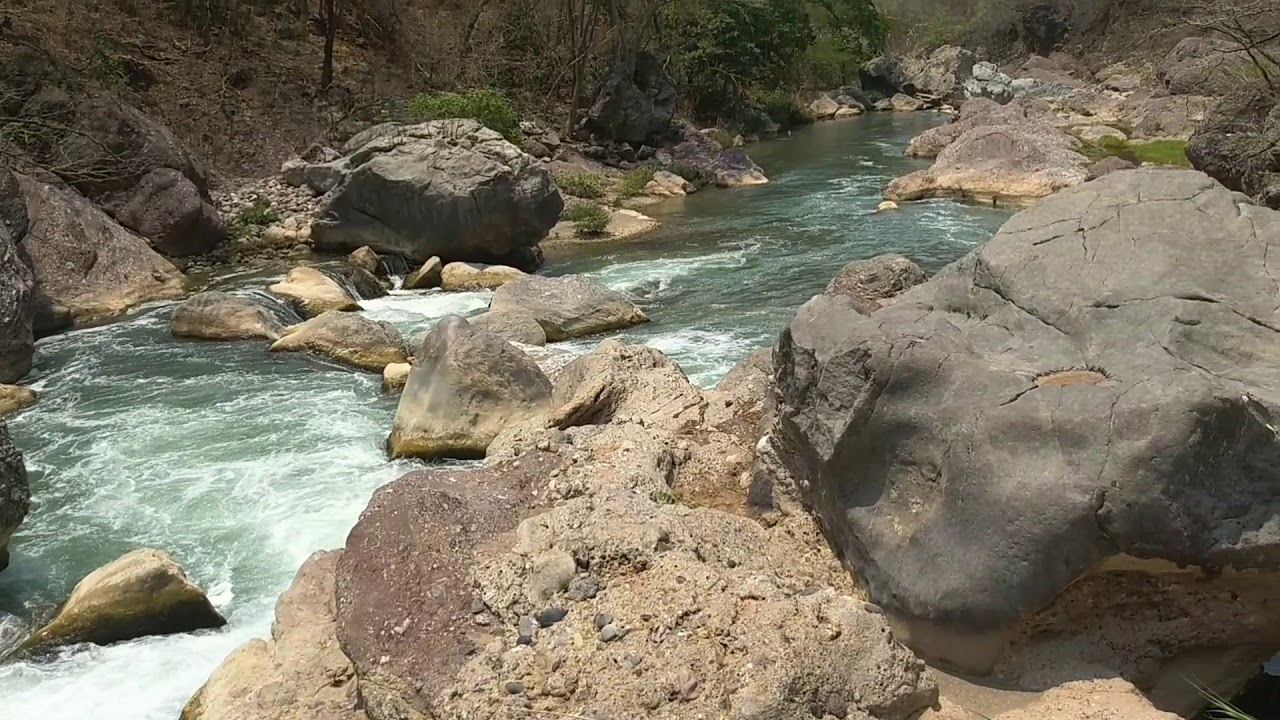 Río azul - YouTube
