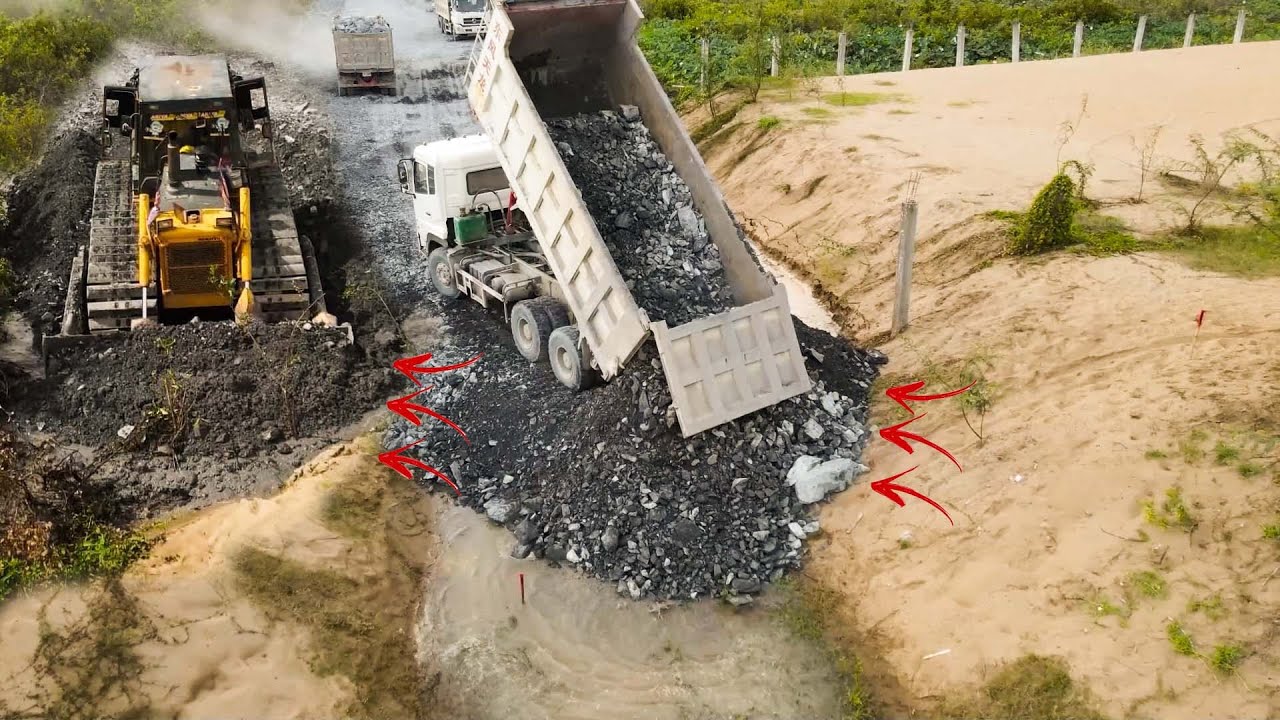 Extremely Big Dozer Pushing Stone & Dumping Truck Delivery Rock For ...