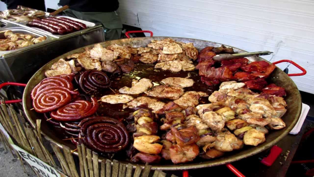 Vinobranie Pezinok - YouTube