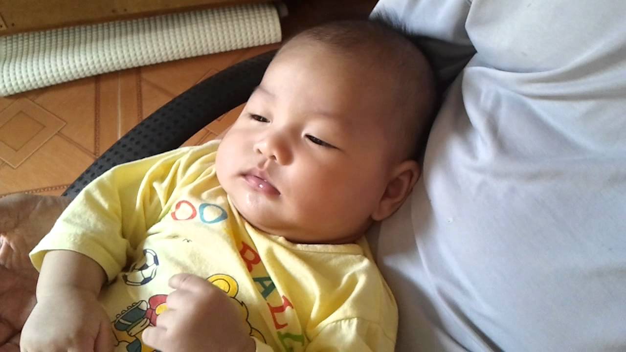 Cu Bin 4 tháng tuổi - YouTube