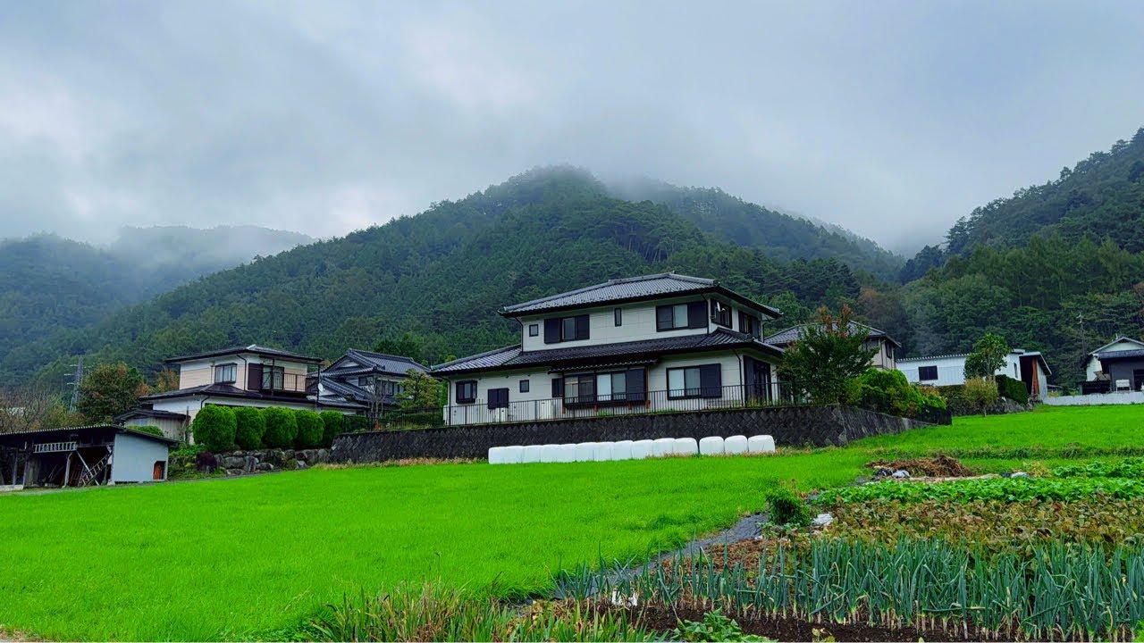 Rain in Japan 4K Walking Tour Japanese Beautiful Countryside Village ...
