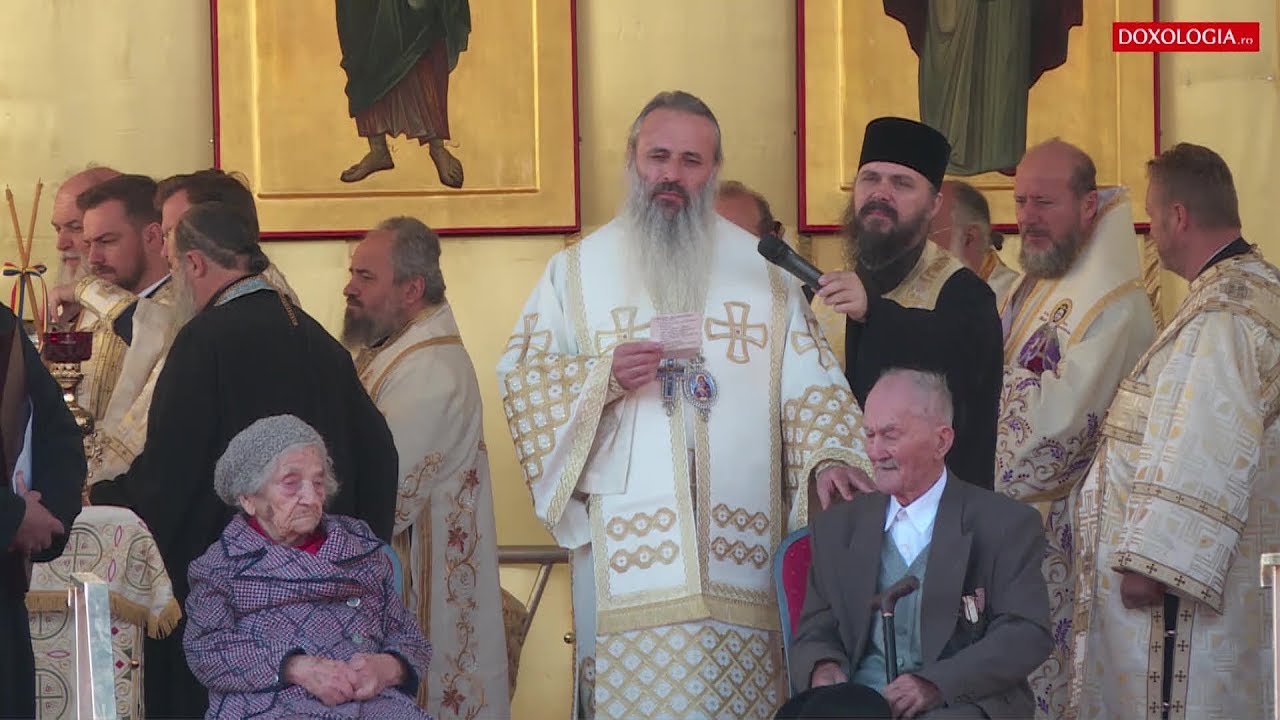 „Crucea Moldavă” pentru cinci români de-o seamă cu Unirea - YouTube