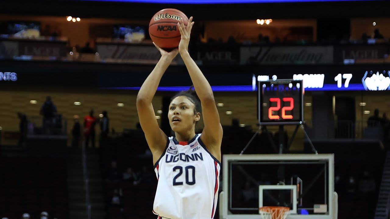 Olivia Nelson-Ododa: UConn Women's Basketball Pregame (Louisville) - 12 ...