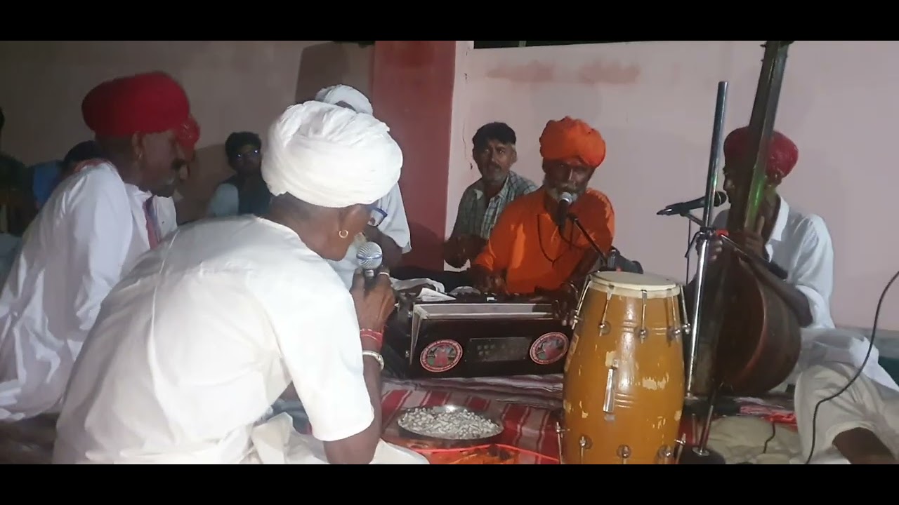 Jodharam Ji ki samadhi par jagran bhajan Utarlai #marwadi #rajasthani # ...