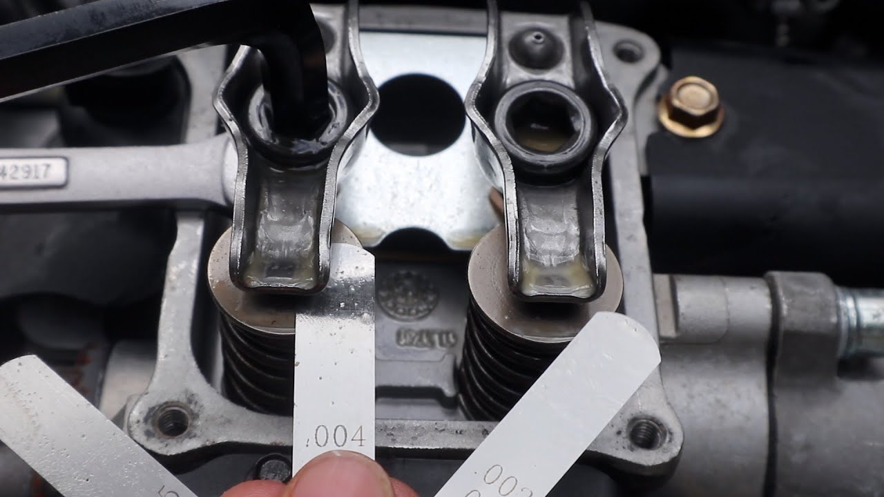 Generac valve clearance adjustment / valve lash adjustment - YouTube