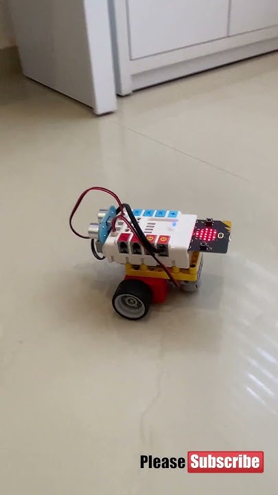 Robot avoids obstacles, #microbit #robot #automobile #robotics #blocks - YouTube