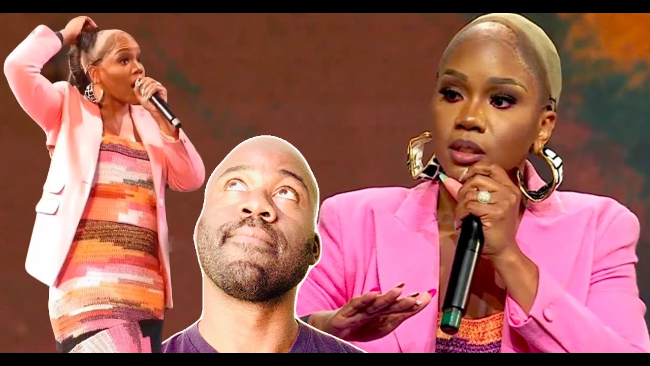 Sarah Jakes Roberts' WIG Falls Off While Preaching - YouTube