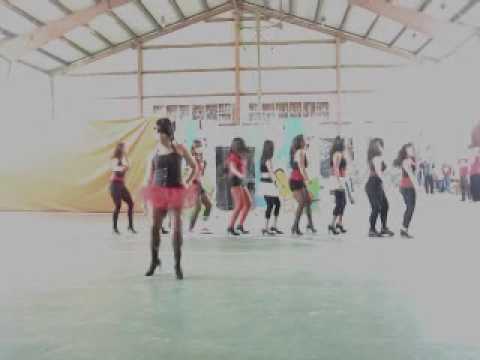 Imitacion Rihanna - Seniors 2009 Carvin School - YouTube