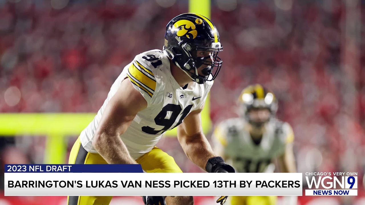 Barrington's Lukas Van Ness is headed to the Packers - YouTube
