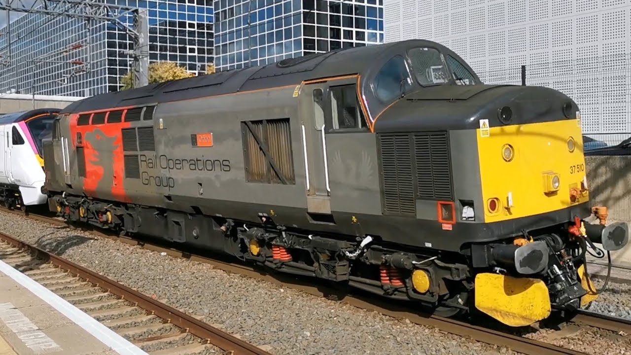 ROG Class 37 37510 'Orion' Gives EPIC Thrash & Tones Hauling 5-Car C2C ...