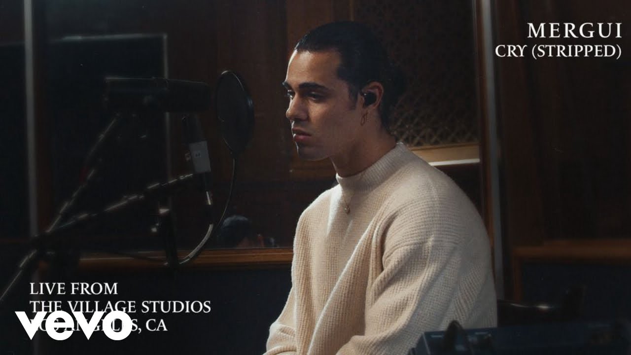 Mergui - Cry (Stripped) [Live in Los Angeles] - YouTube
