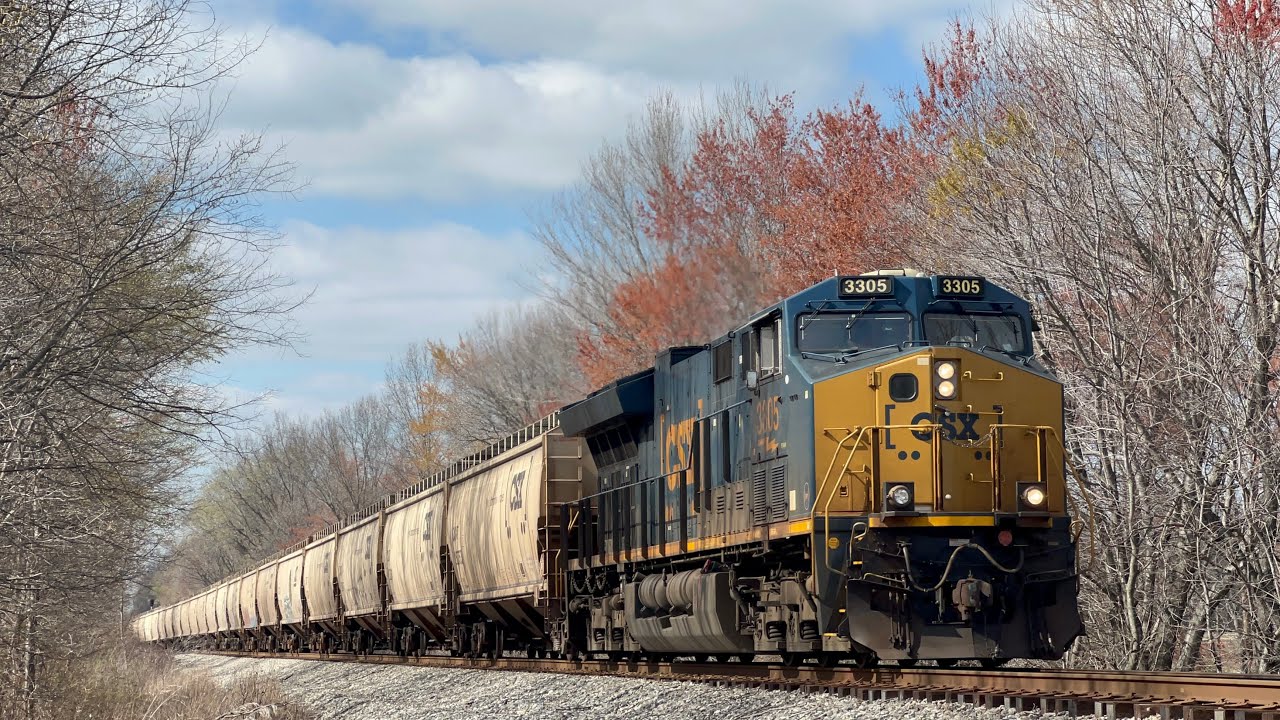 CSX ET44AH 3305 Leads Loaded Grain G407-12 on 3/14/23 - YouTube