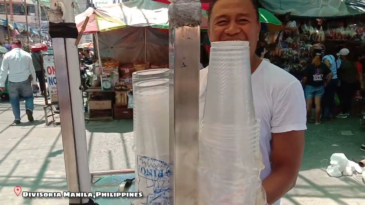A man selling Cold Gulaman on the corner of Divisoria | StreetFood ...