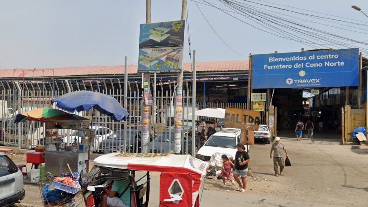 recorrido al centro ferretero del cono norte "unicachi" - YouTube