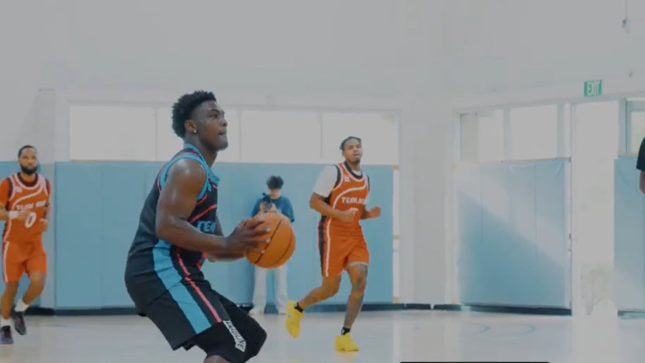 NAS V ROB. BASKETBALL TITANS GO HEAD-TO HEAD - YouTube