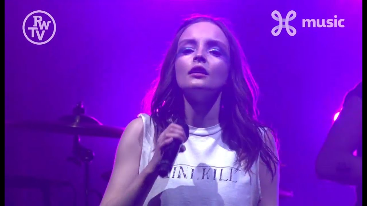 CHVRCHES Forever - Rock Werchter 2018 - YouTube