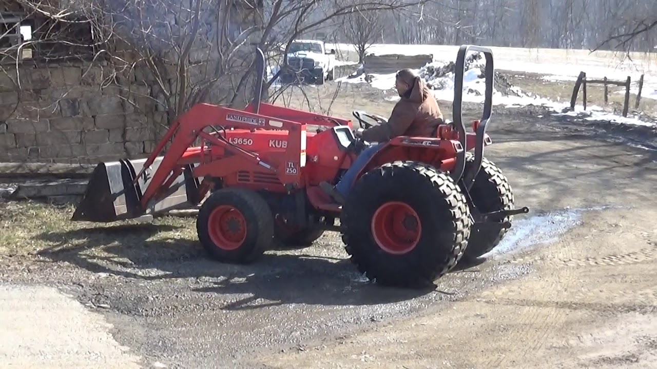 KUBOTA L3650 - YouTube