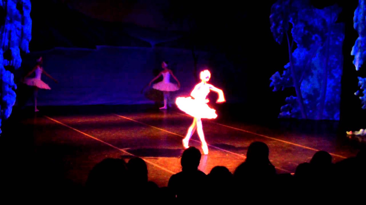 Swan Lake. Odette variation. Age 12 Russian ballerina - YouTube