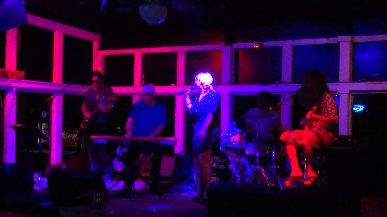 Kara Nally - sings Crossroads with SKYLAB - YouTube