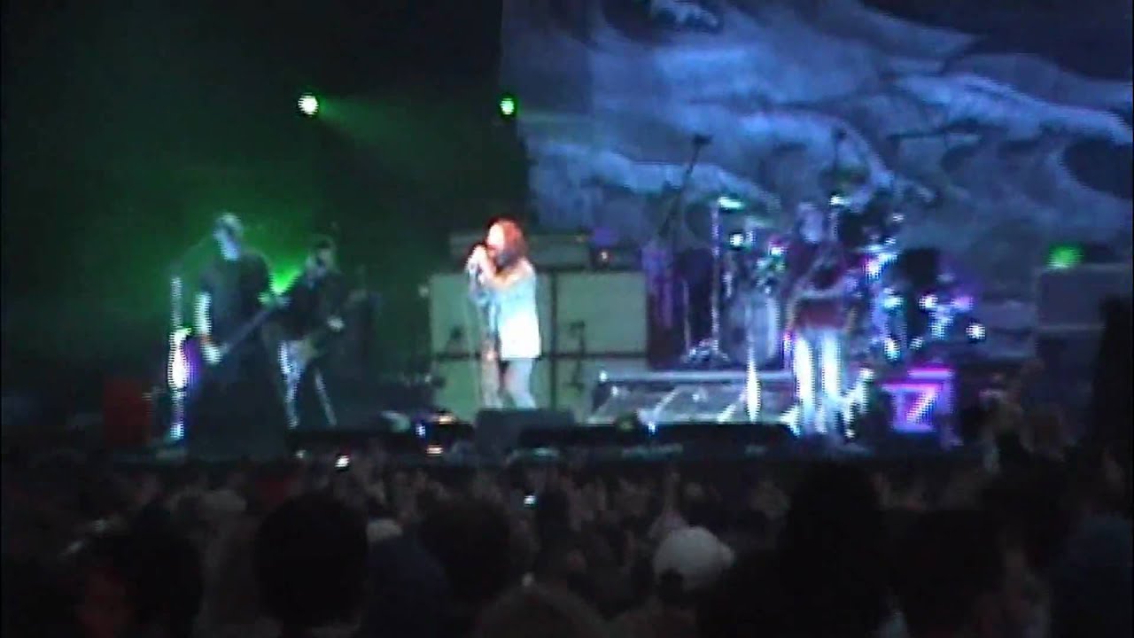 Pearl Jam - Intro / Why go (Hurricane 2007) - YouTube