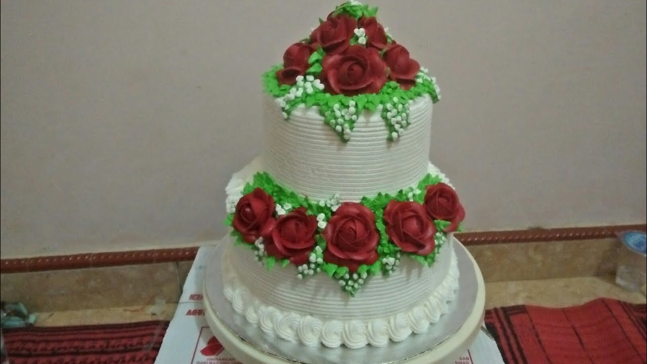 wedding cake 2 tingkat mudah | maroon wedding cake - YouTube