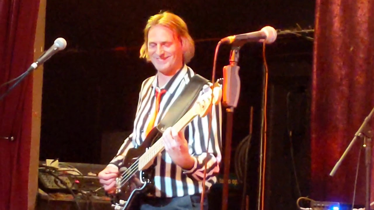 Blondied, Sunday girl and Union City Blues. Recorded at The Raven ...