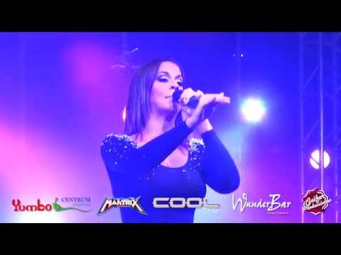 Nalaya Brown actuando el el Gay Pride de Maspalomas 2015