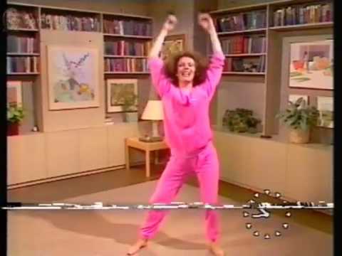 How Old Is Lizzie Webb Fitness Instructor