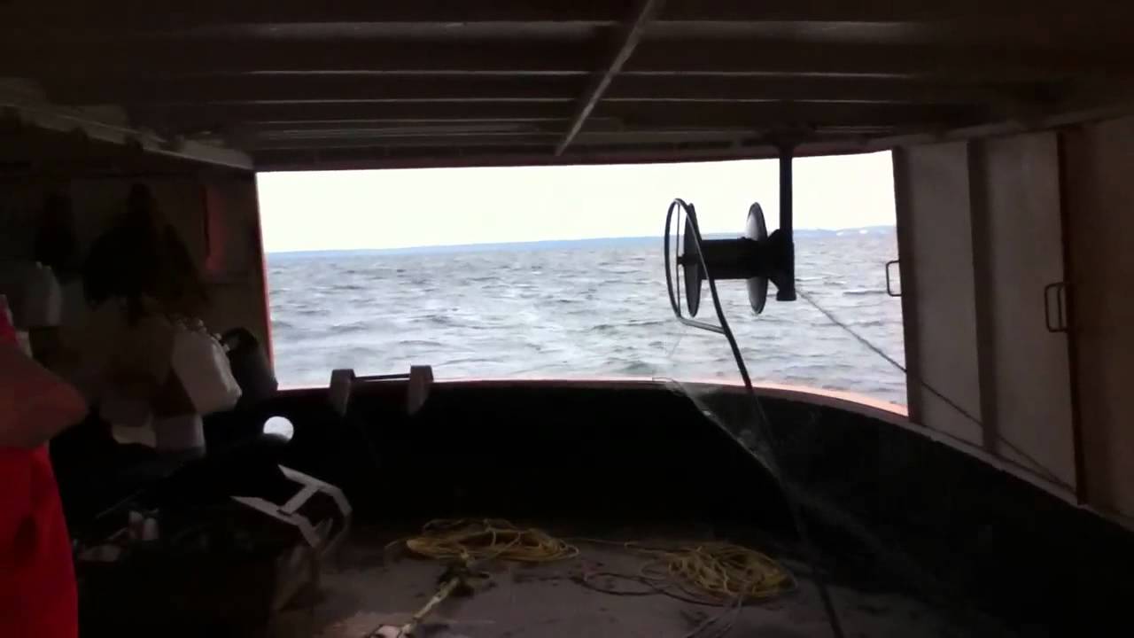 Setting perch nets back into Lake Erie - YouTube