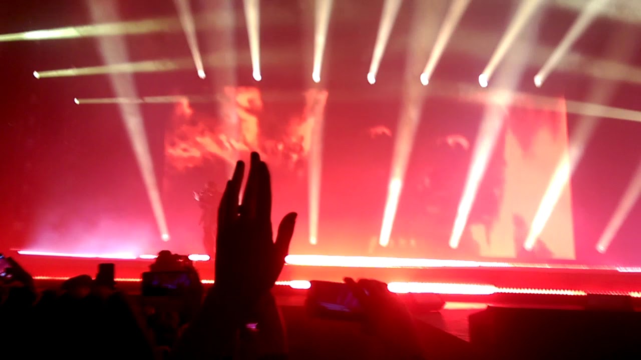 Kendrick Lamar - DAMN. Tour @ Manchester Arena (10/02/2018) - Interlude ...