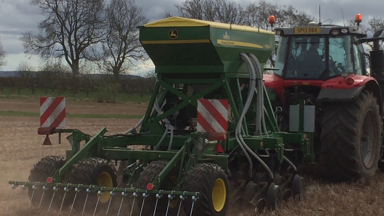 New John Deere 750A drill at work - YouTube