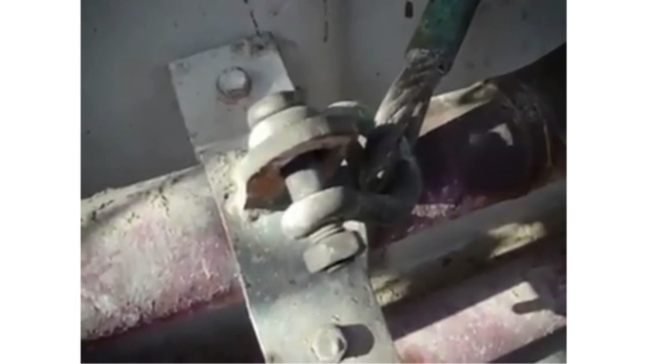 Shackle without safety pin - Mối nguy hiểm khi sử dụng mani không có ...