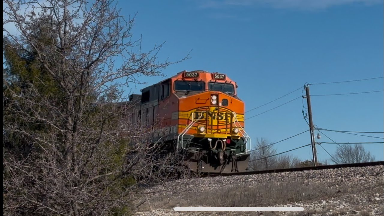 BNSF 5037 - Carrollton, TX (February 20, 2025) #bnsf - YouTube