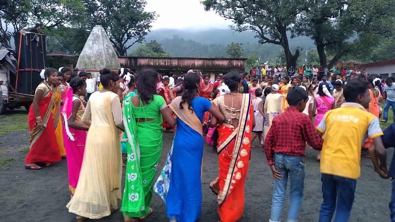 Karma ke jharkhandi dance - YouTube