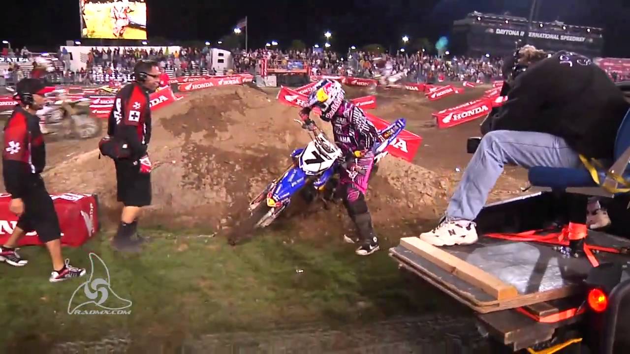 James Stewart 2011 Daytona Supercross CRASH NOT from TV - YouTube