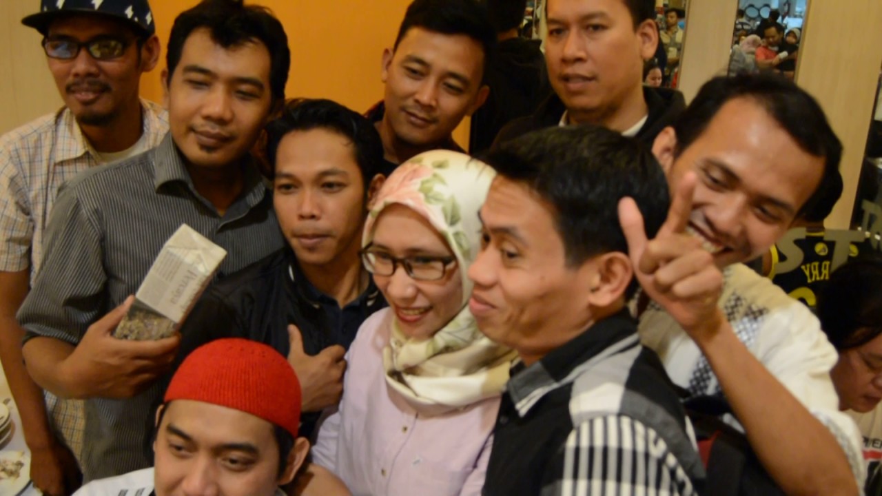 reuni akbar smk 28 oktober Jakarta angkatan 2001 - YouTube