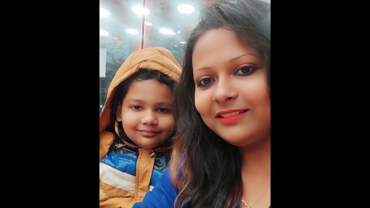 Last night we went to Wow China with mah baby on this chilling weather ...