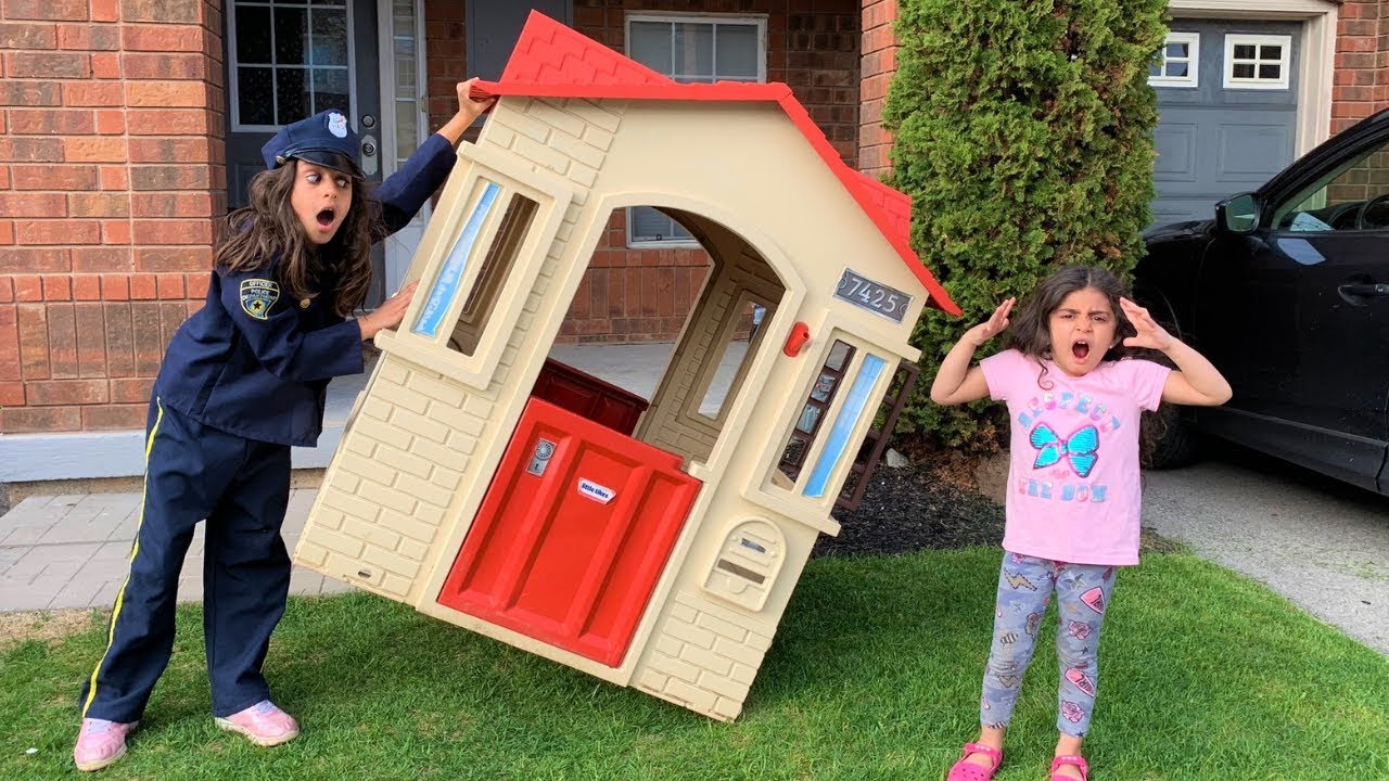 Police Help Sally with Playhouse! kids pretend play - YouTube