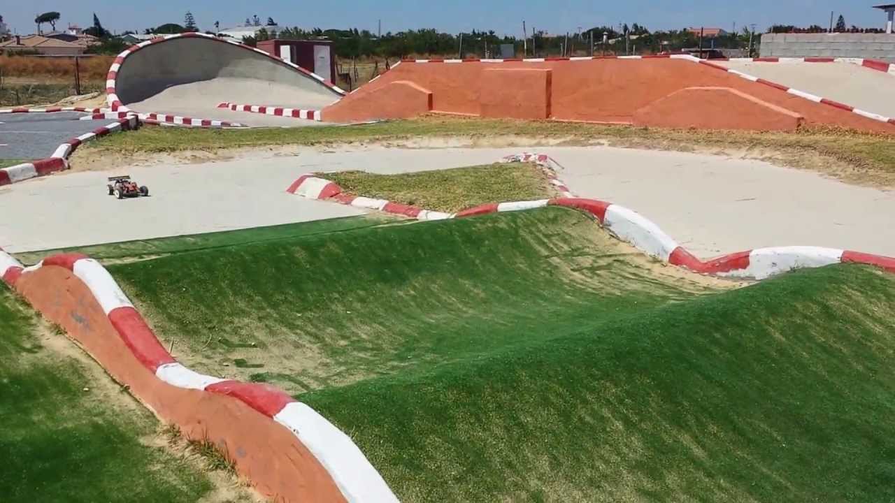 Revenge en circuito hobby macias - YouTube
