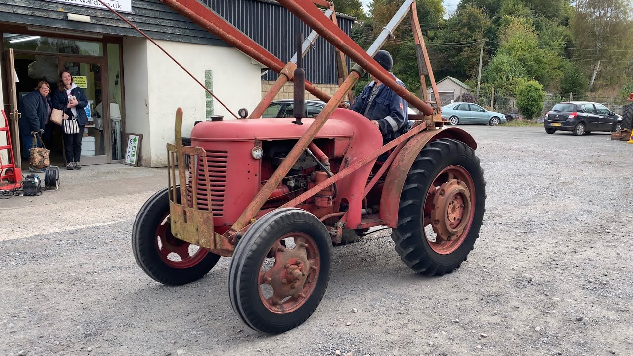 David Brown Cropmaster Vintage Tractor For Sale by public Auction ...