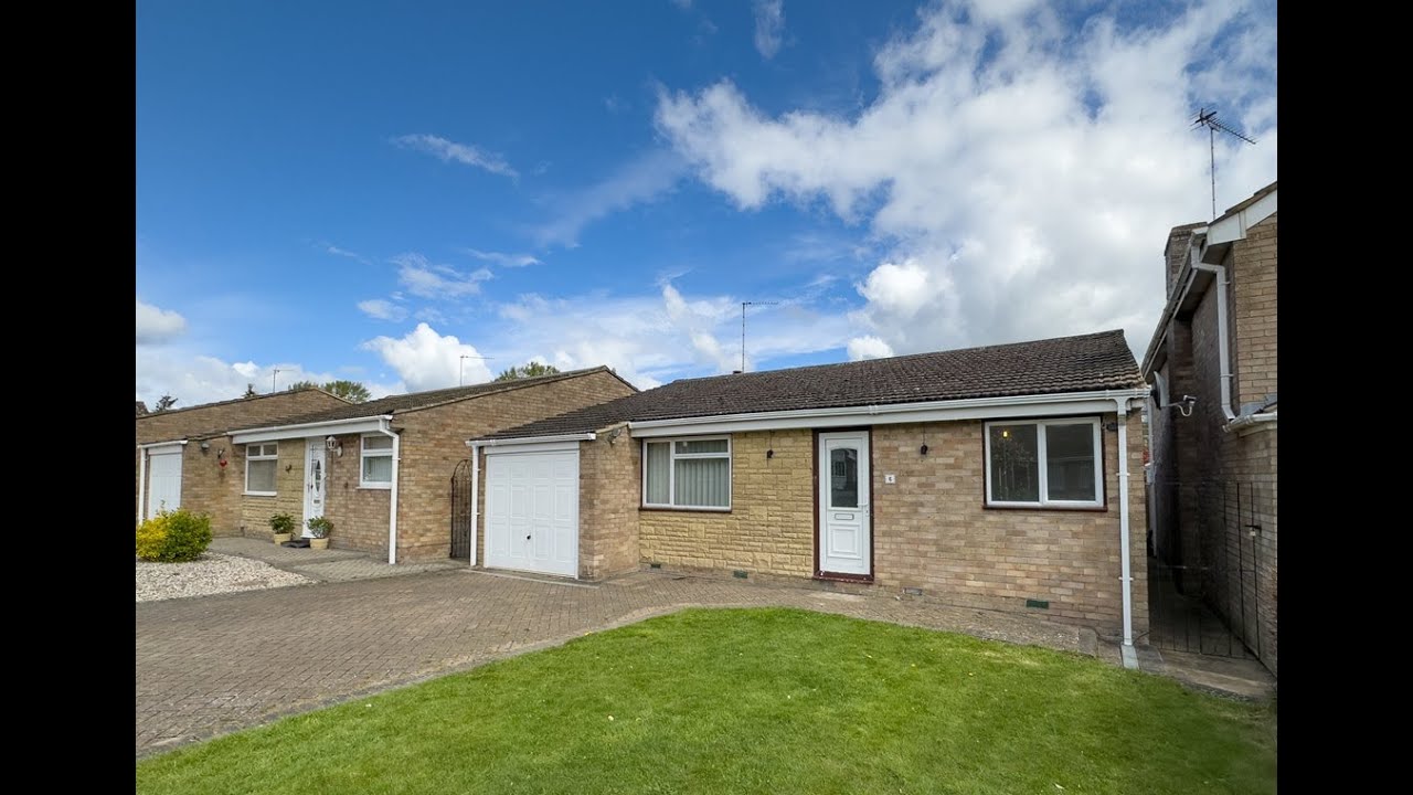 TO LET - 3 Bed Witney Home with Garden & Garage - YouTube