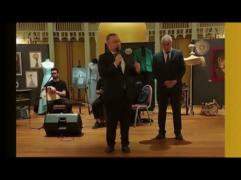 Yıl Sonu Sergimiz, Beyoğlu Kaymakamımız Sayın Mustafa DEMİRELLİ'nin konuşmasıyla açıldı.