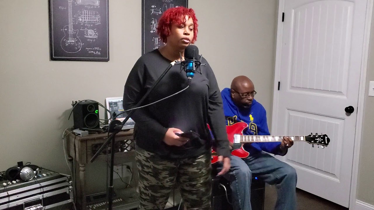 Amazing Grace featuring Jasmine Frazier - YouTube