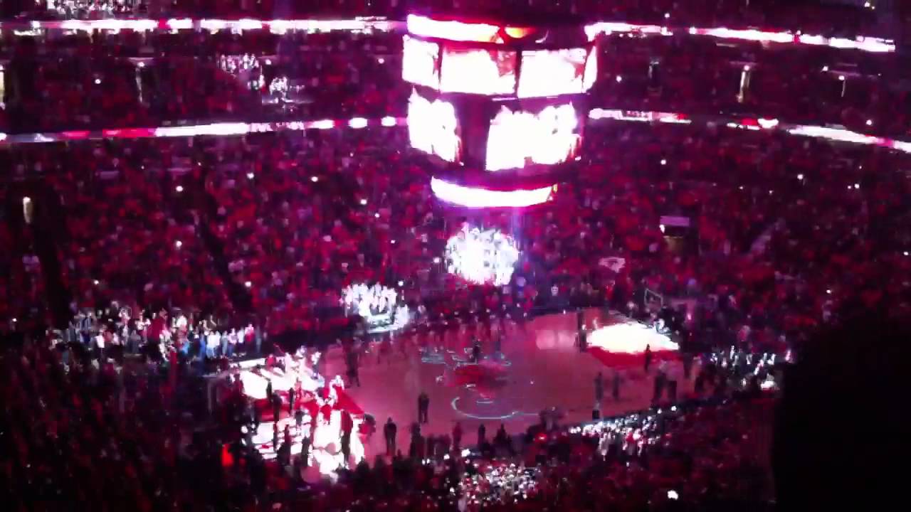 Chicago Bulls starting lineup intro - YouTube