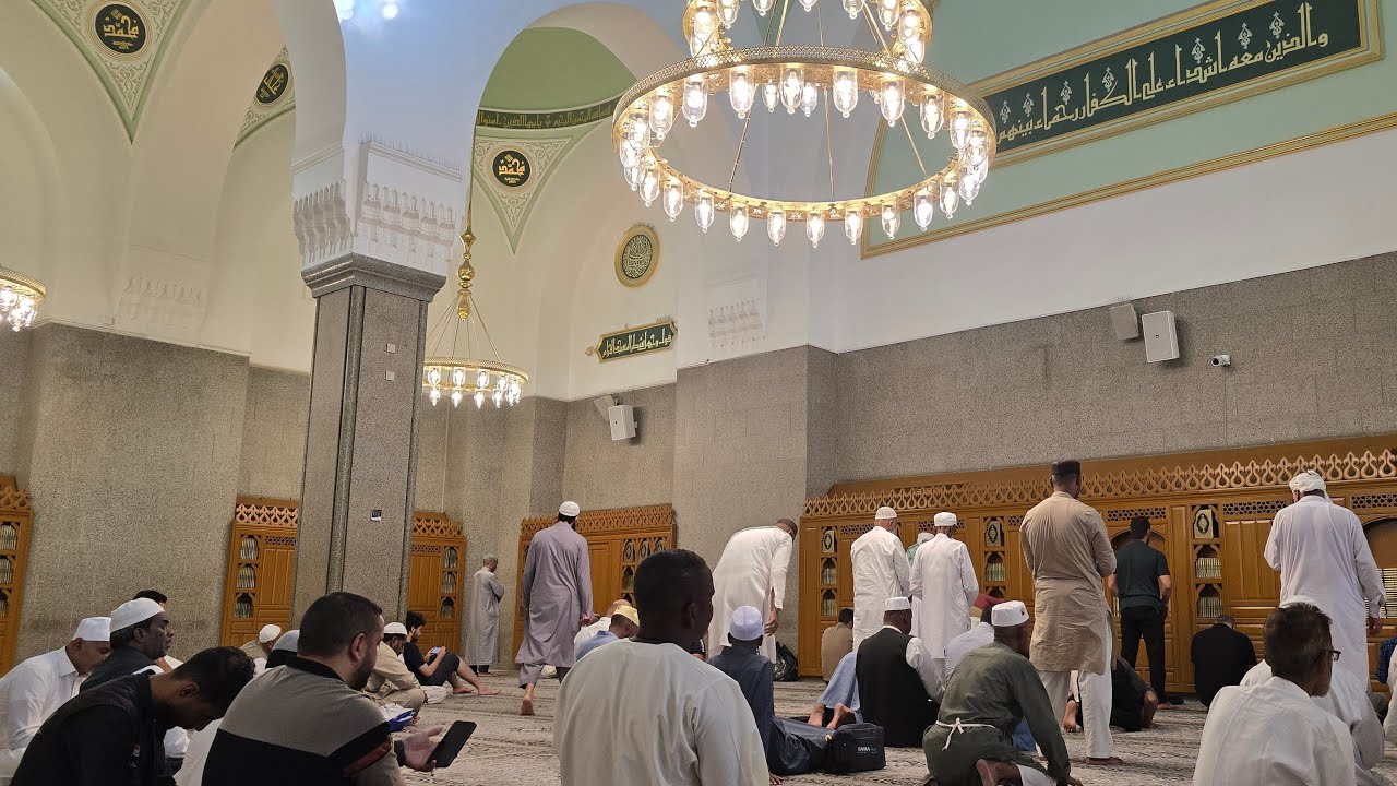 LIVE is MadinahVlog555 Masjid quba islam ☪️ ki Sab se Pehle Masjid ...