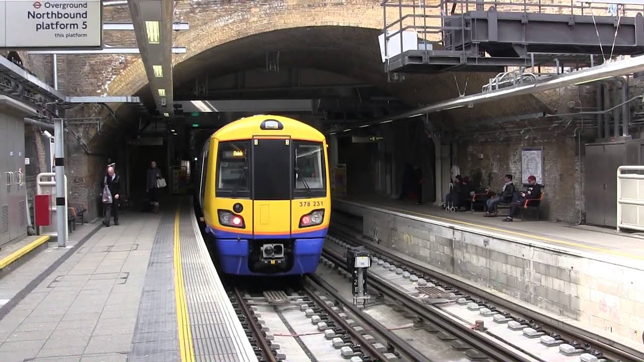 London Overground trains - Whitechapel Station - YouTube